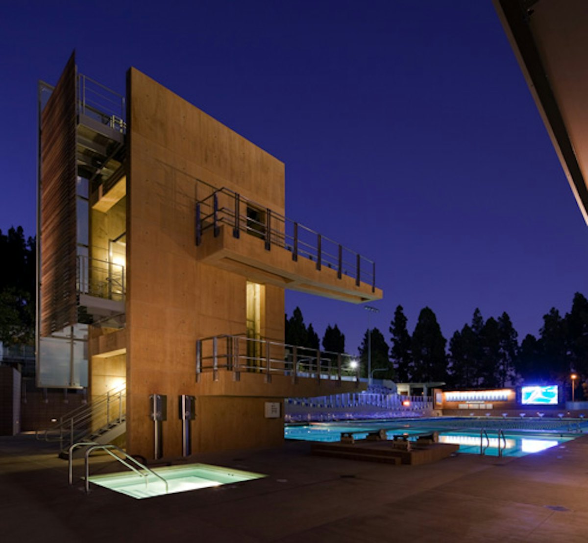 UCLA Spieker Aquatic Center - University of California, Los Angeles ...