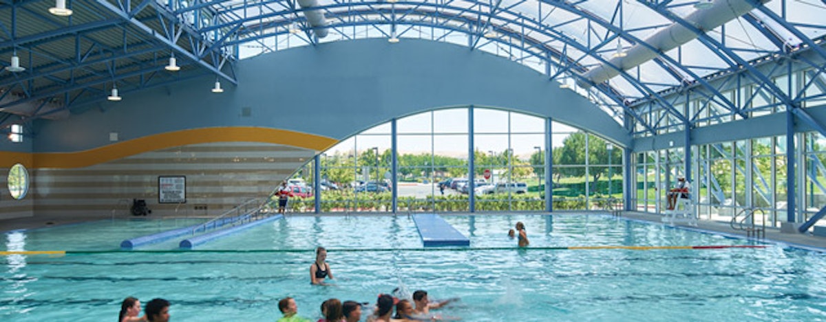 Natatorium’s Design Carries Wave Motif to New Heights | Athletic Business