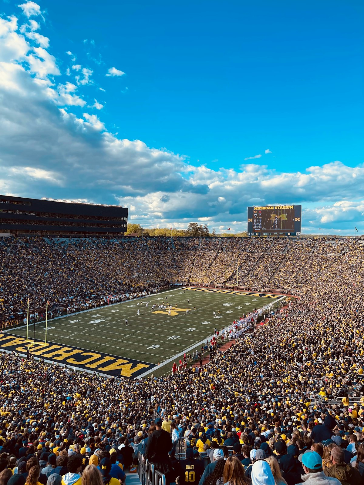 Michigan Stadium's Compostable Garbage Fuels Student-Staffed Farm ...